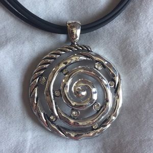 C.J.’s Indulgences | Jewelry | Nwt Shell Necklace And Earrings | Poshmark